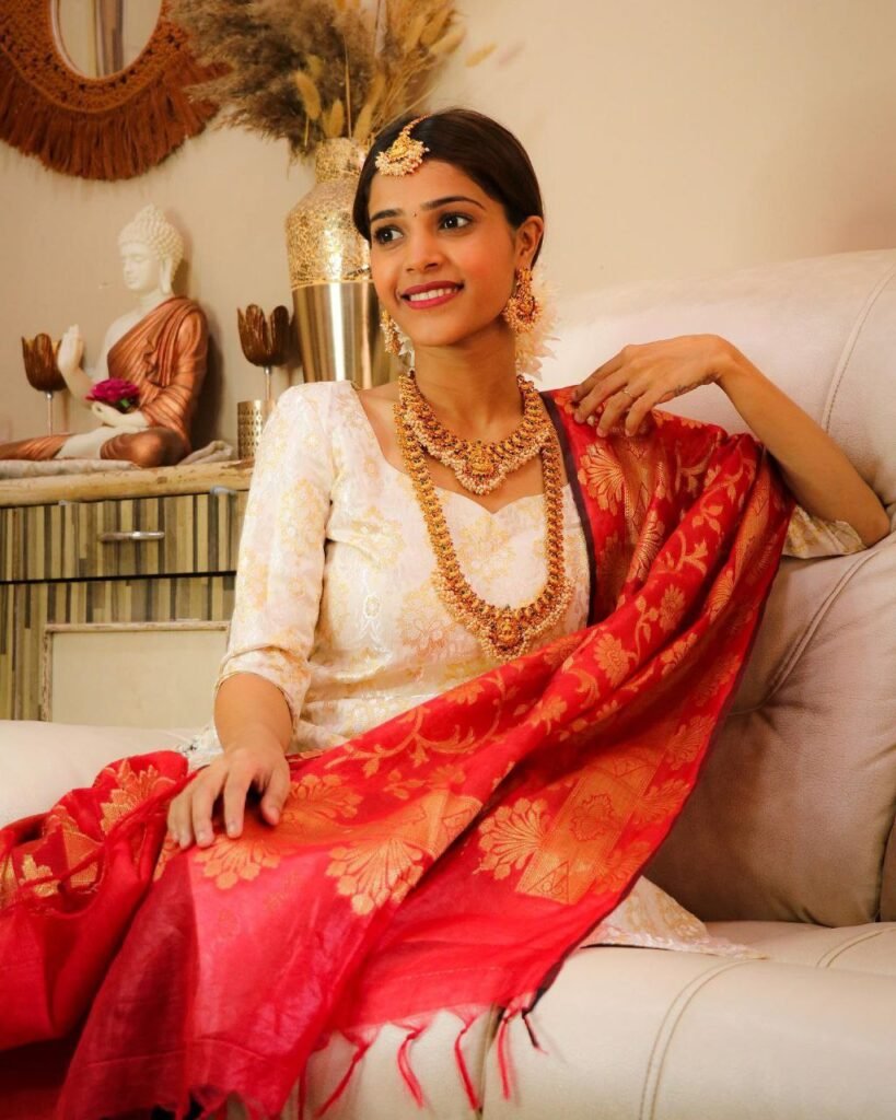 Ankita Mestry Wiki, Biography, Age, Songs, Photos | अंकिता मेस्त्री ...