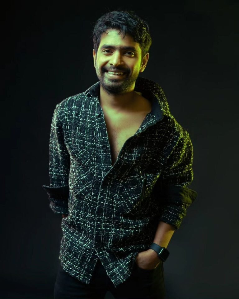Prathamesh Parab Wiki, Biography, Age, Movies, Photos | प्रथमेश परब