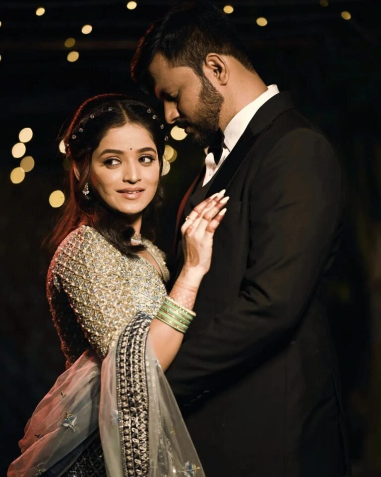 Sharayu Sonawane Wiki, Biography, Age, Movies, Serials, Husband | शरयू ...